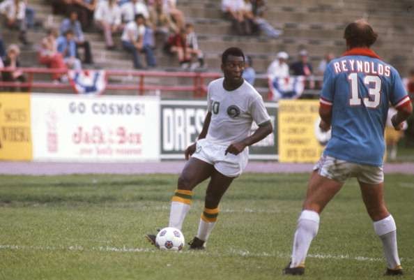 Photos: 10 Legendary Footballers whose Jersey Numbers Were Retired ...