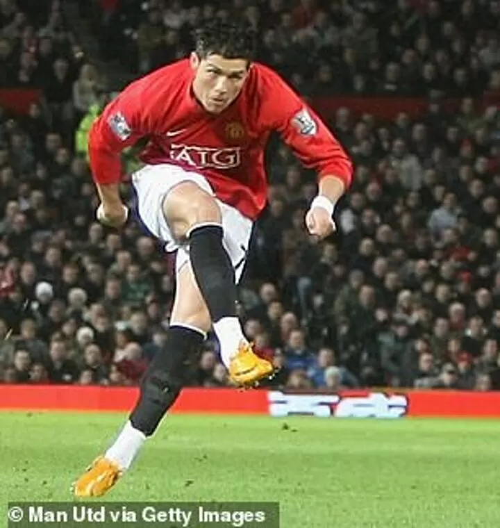 ronaldo free kick technique