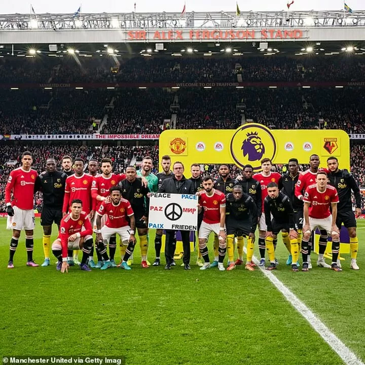 Manchester United Player Banners Man United Fans Unveil 'STANDARDS'