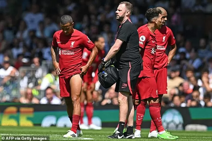 Liverpool captain Jordan Henderson ‘out for three weeks after suffering ...