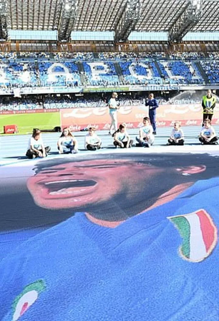 maradona statue napoli stadium