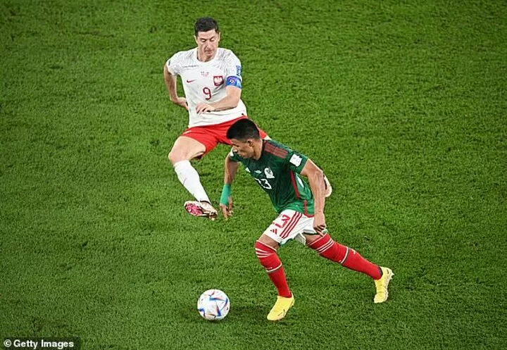 mexico left back