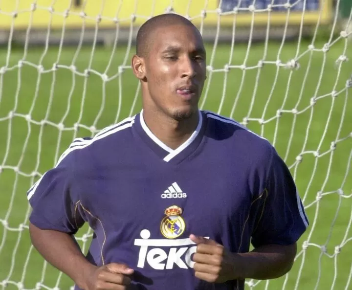 Anelka real madrid store