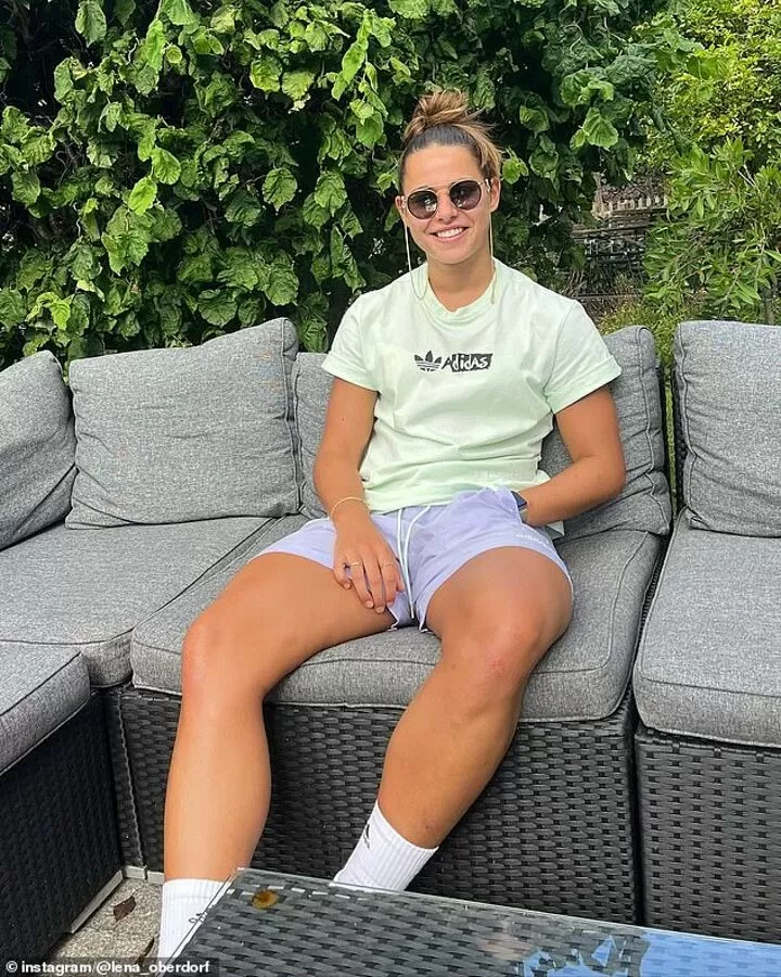 lauren hemp lockscreen