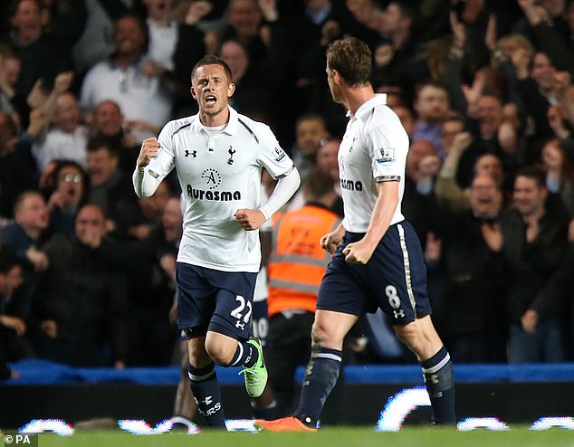 Gylfi Sigurdsson returns to football & joins Valur in Iceland's top ...