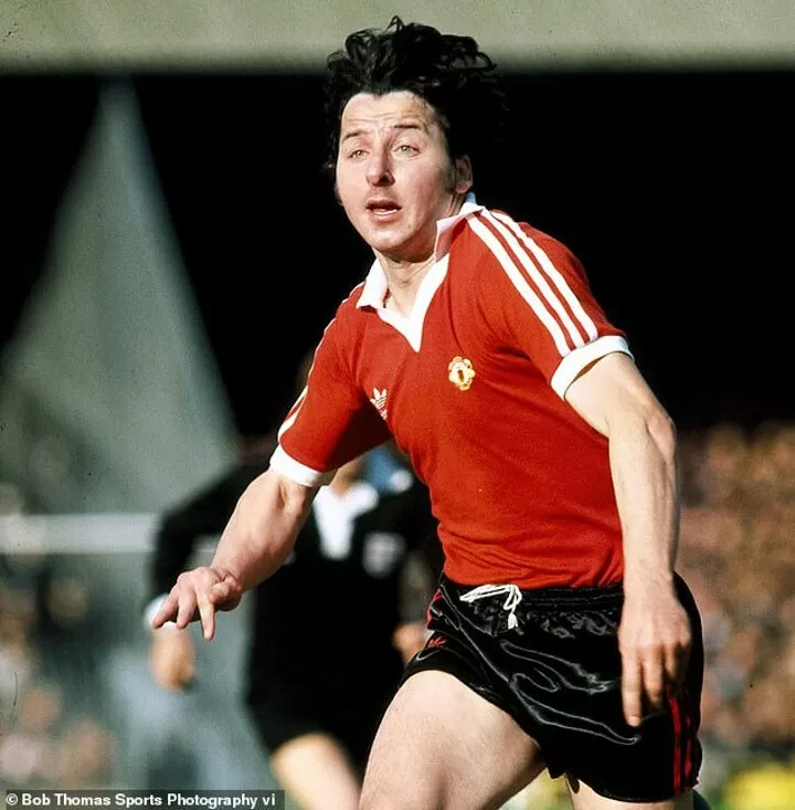 mickey thomas wrexham