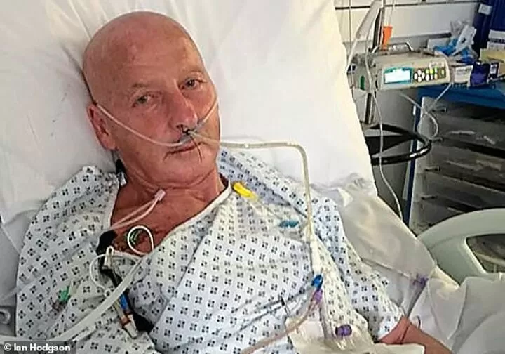 mickey thomas wrexham