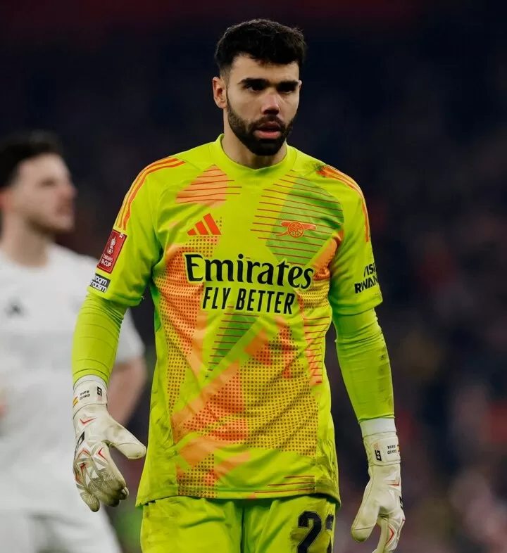 goalkeeper diving wrong way