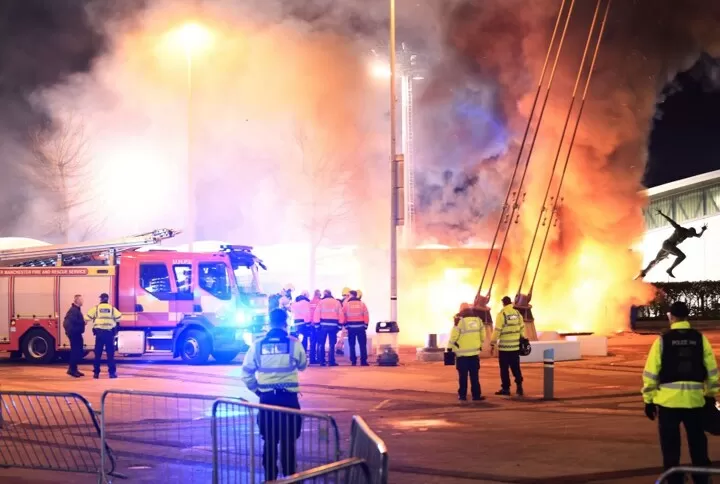 etihad stadium fire