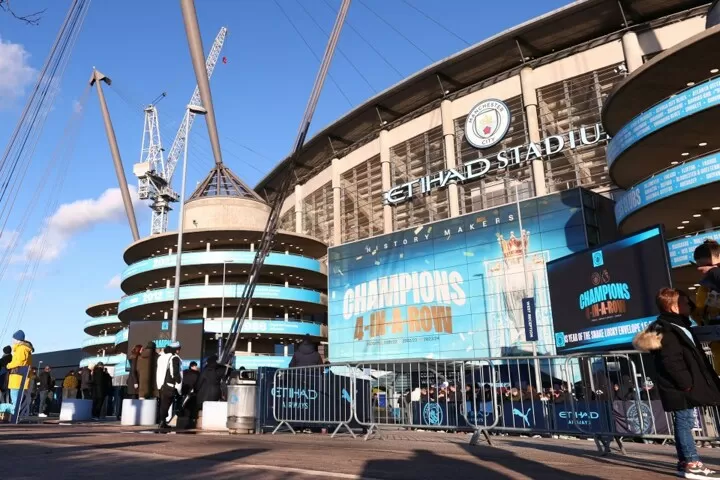 etihad stadium opening date