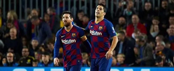 messi doing forward roll