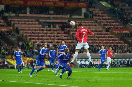 cr7 header jump